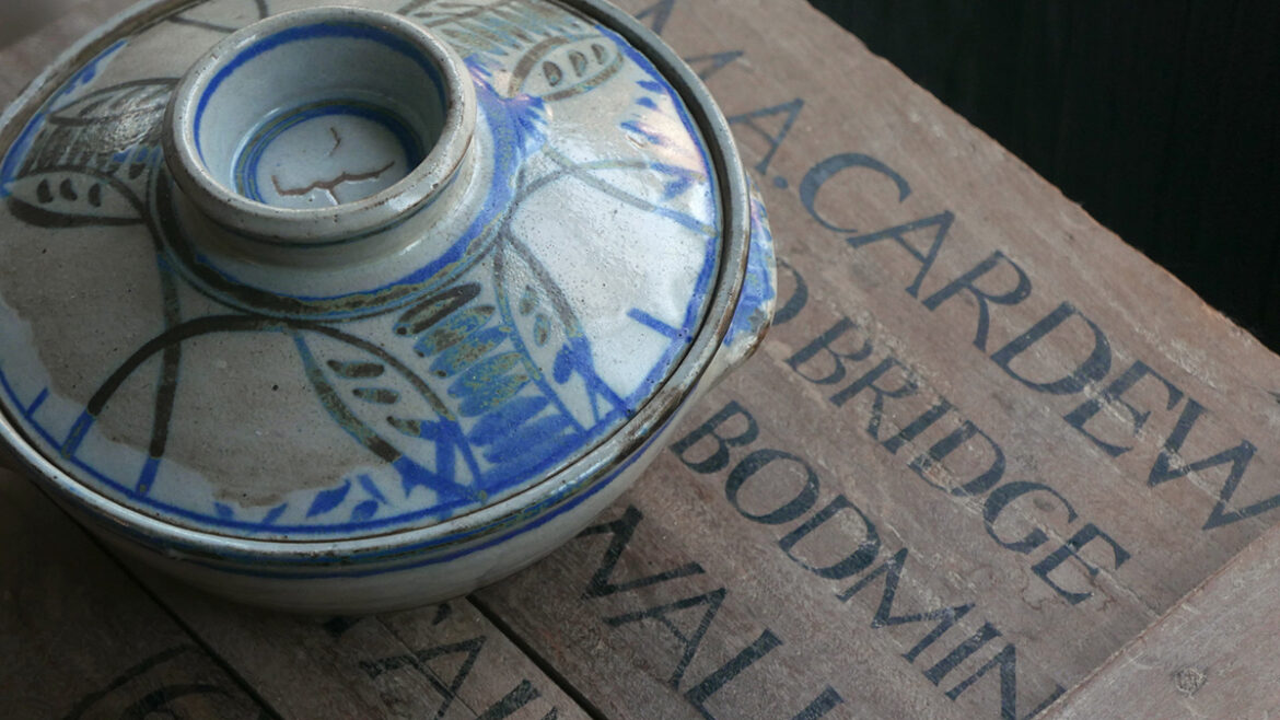 Exposición “Michael Cardew and Ladi Kwali: The Africa Years” – infoceramica