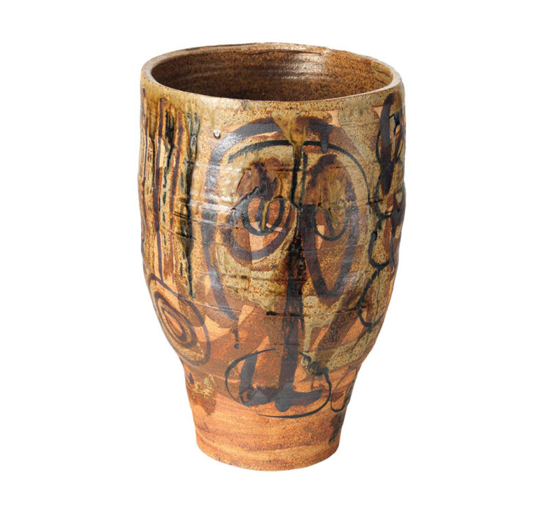 Milton Moon: Modernismo artesanal – infoceramica